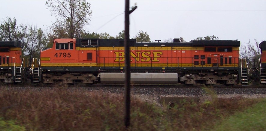 BNSF 4795